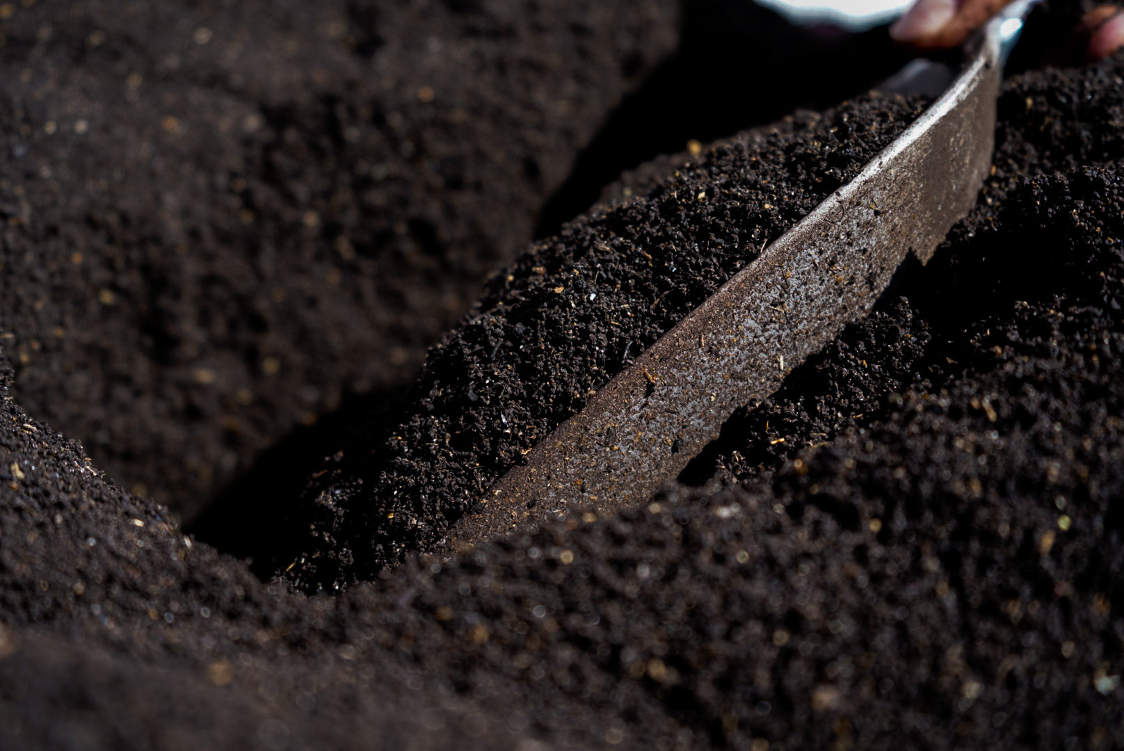Gro Worm Organic Worm Blend Compost Mix 900L Bulk Bag
